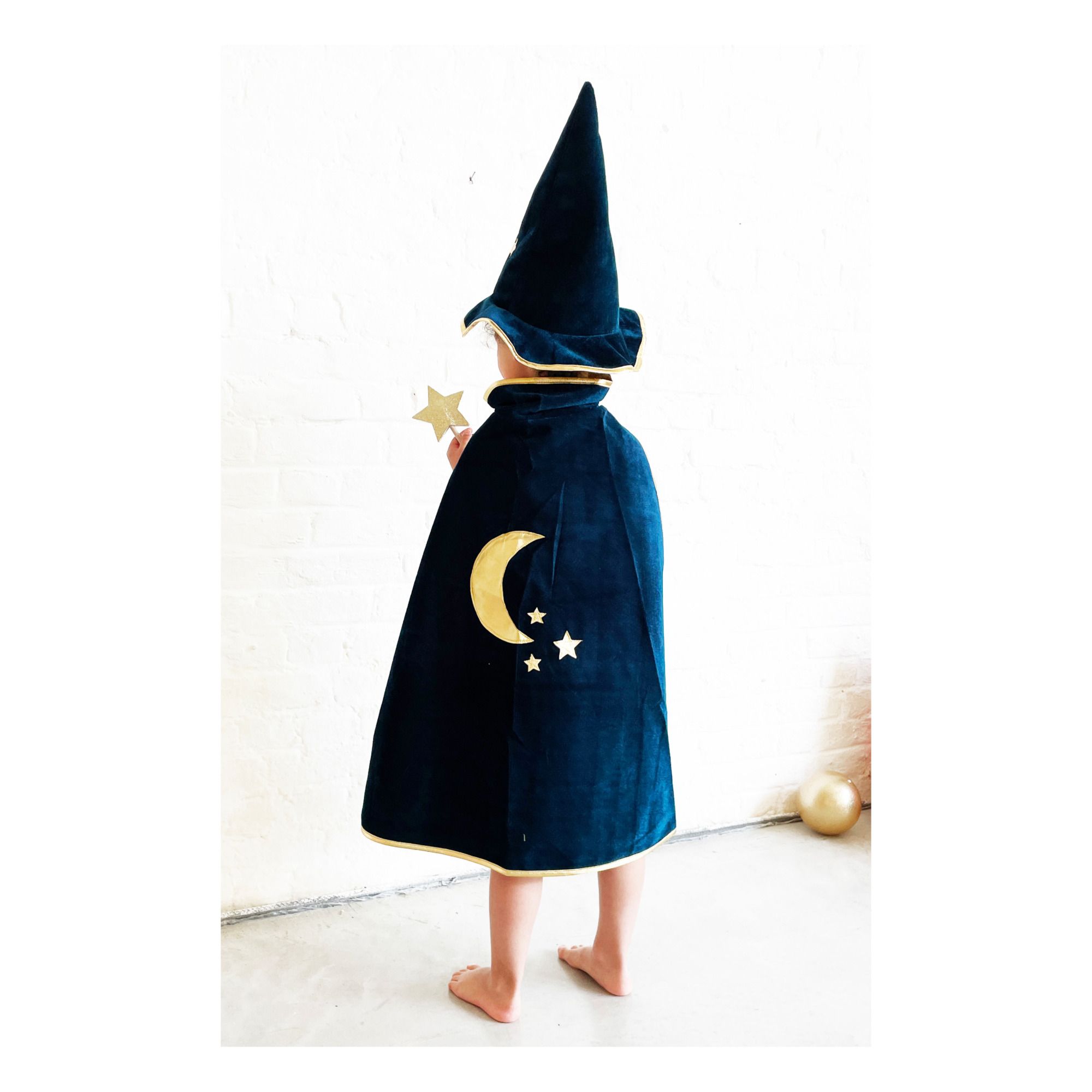 Wizard Fancy Dress Costume Peacock blue Ratatam Toys and Hobbies ...