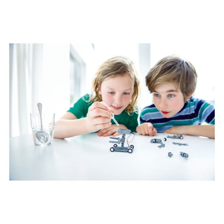 4M - Salt Powered Robot | Smallable