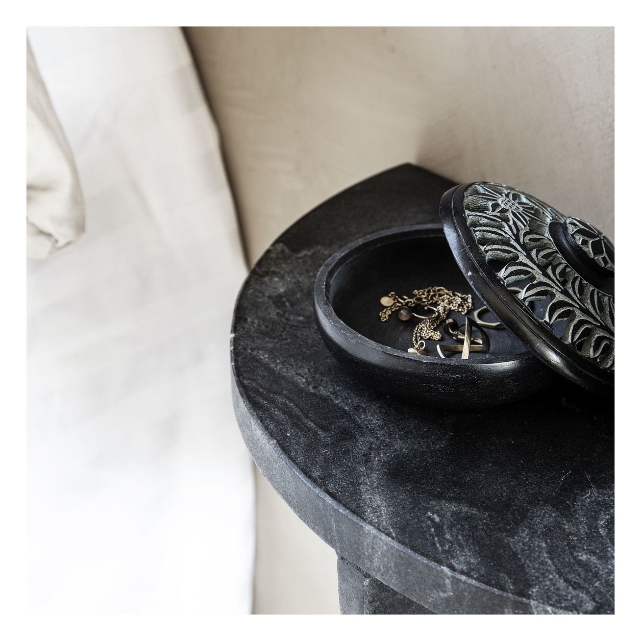 Mega mural side table in marble House Doctor Design Adult